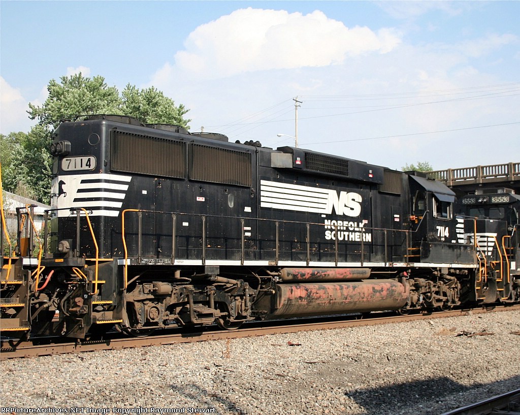 NS 7114